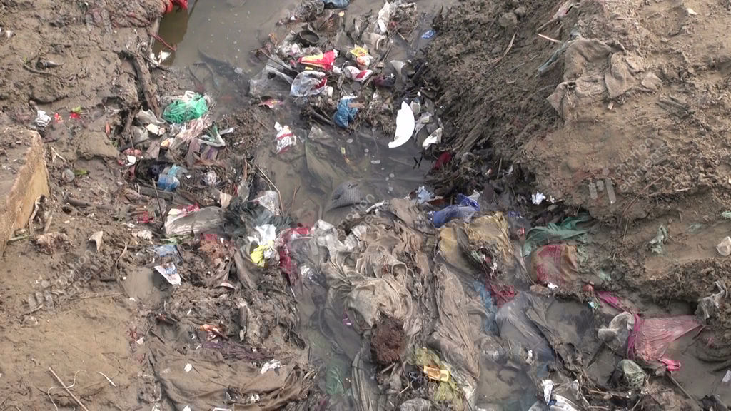Polluted Dirty Open Sewerage Channel On Ganges River Coast In Varanasi ...